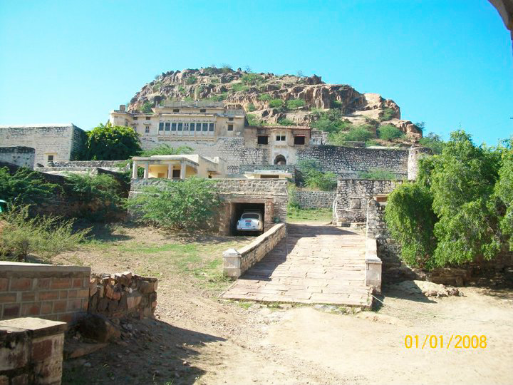 Architecture of forts and palaces of Rajput Provinces (Page 14 ...