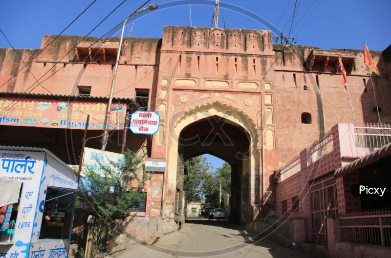 Churu (Thikana) Homepage with Pictures and Map : Rajput Provinces of India