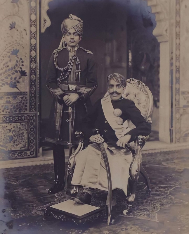 Pictures from Rajput Provinces of India. Pictures of Maharajas, Kings ...